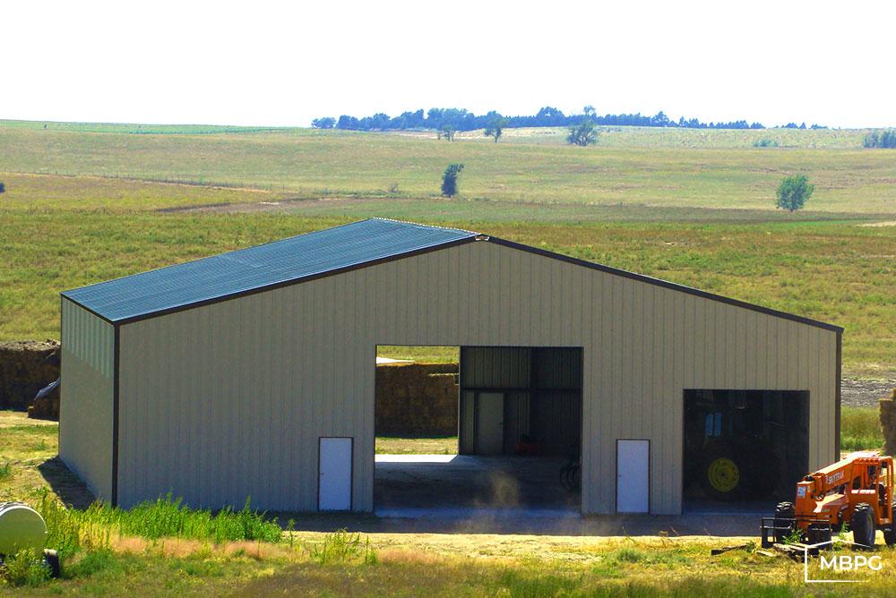 Metal Barns, Prefab Steel Horse Barns and Barn Home Kits